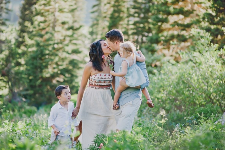 Photographer Spotlight : Angie Monson of Simplicity Photography